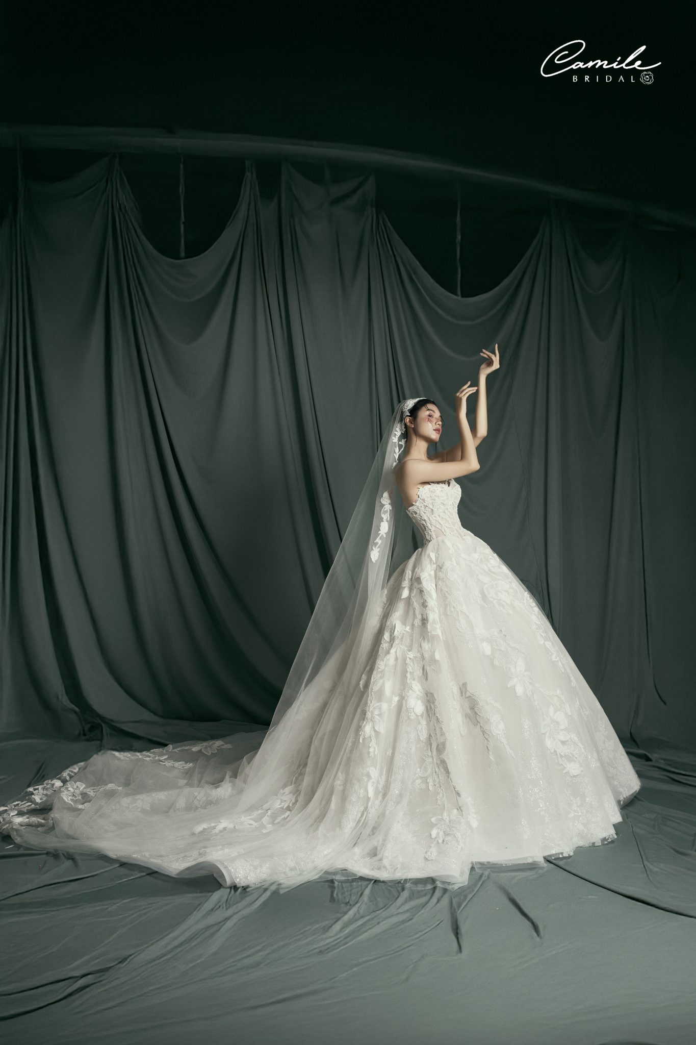 𝐀𝐋𝐈𝐂𝐈𝐀 𝐂𝐎𝐋𝐋𝐄𝐂𝐓𝐈𝐎𝐍: 𝐋𝐎𝐎𝐊 𝟓 - CAMILE BRIDAL